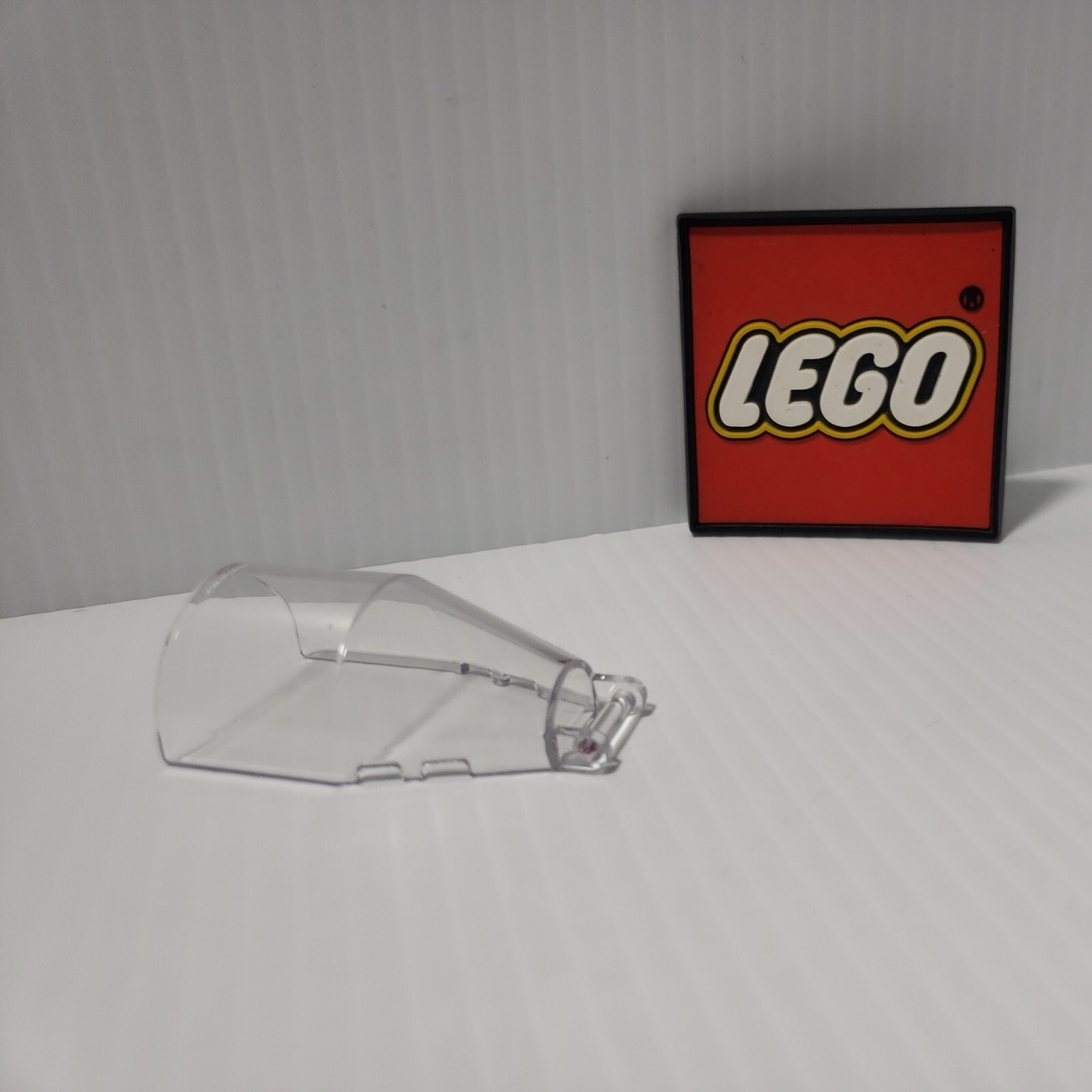 Lego 7 x 4 x 2 Windscreen Canopy Round w/Bar TRANS CLEAR (x1) 92279 NEW ...