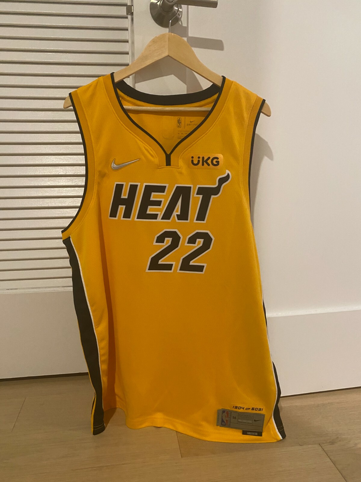 1304/6031 LE XXL Miami Heat Jimmy Butler Trophy Gold Swingman Numbered ...