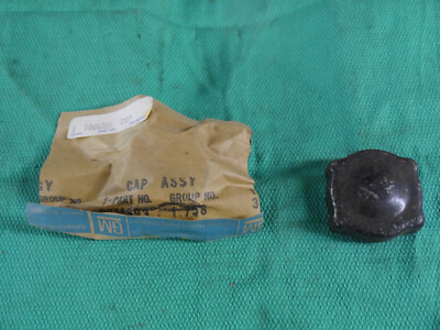 NOS GM OIL FIL CAP 283 327 409 V8 CHEVY NOVA CHEVELLE CORVETTE CAMERO ...