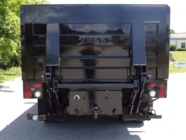 READING FLATBED/ WITH ZEPRO LIFTGATE | eBay