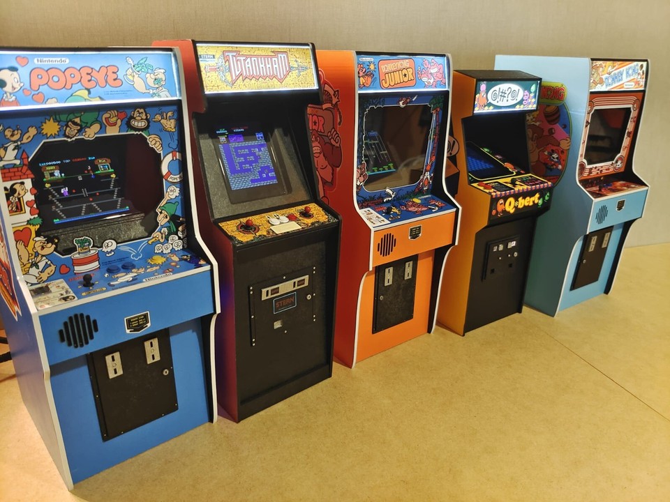 Popeye 1/6 scale mini working arcade cabinet (Playscale, New Wave Toys ...