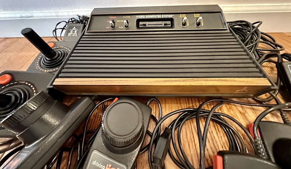Vintage Atari CX- 2600 Video Game Console With Joysticks Paddle Driving ...