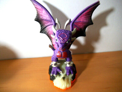 Cynder Skylanders Giants Figure Buy 1 Get 1 Free Bundle | eBay UK