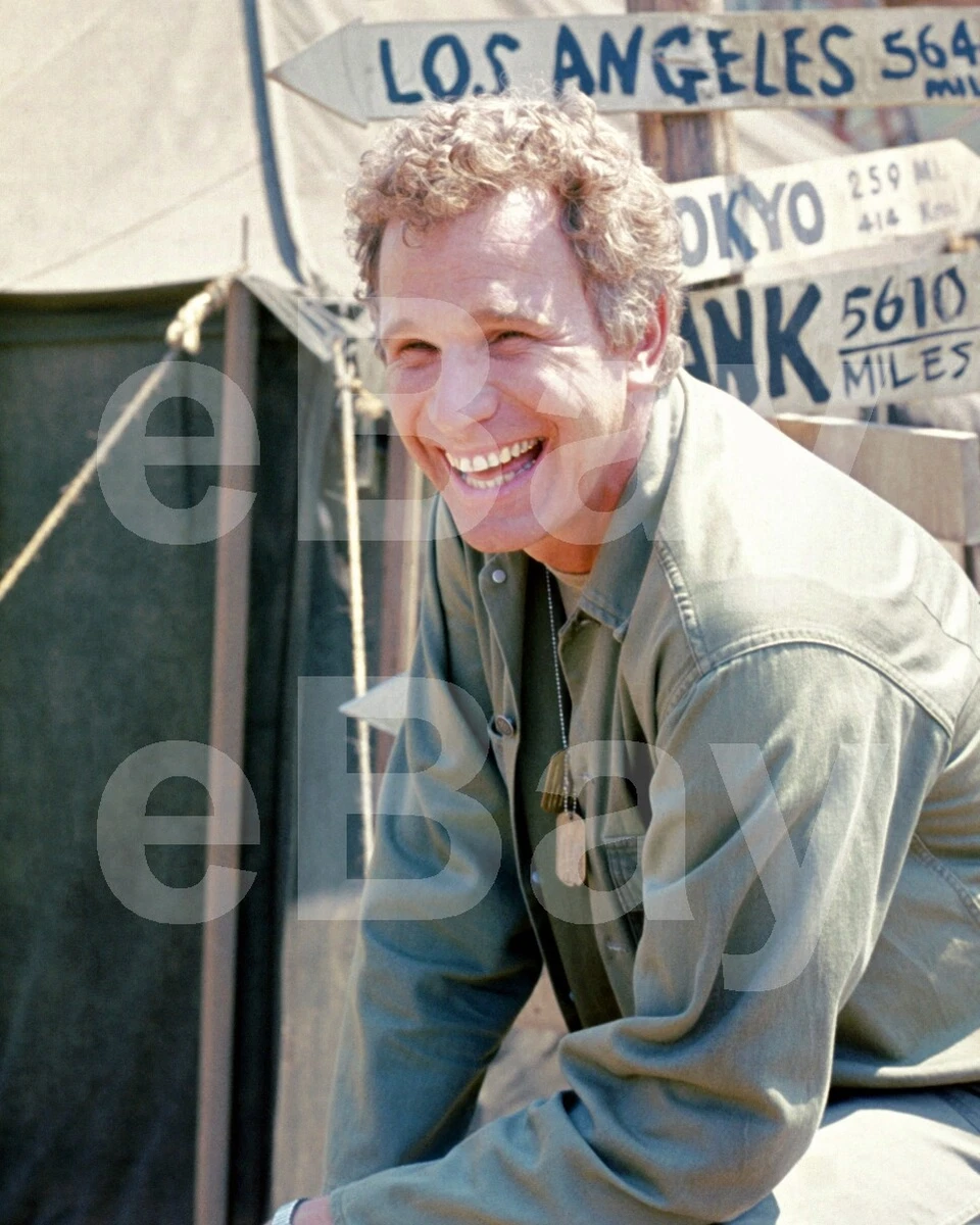 Wayne Rogers Mash