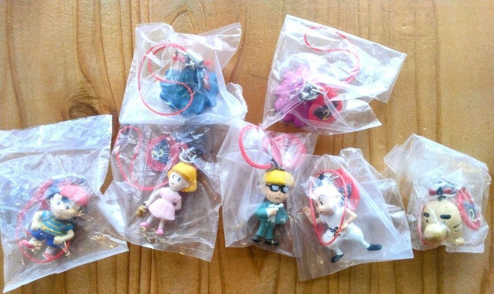 Mother 2 Figure Strap Set of 7 Collectible Characters Used | eBay