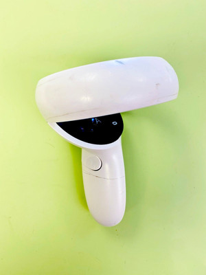 Meta Oculus Quest 2 VR (Right) Controller**For Parts Or Repair**READ ...