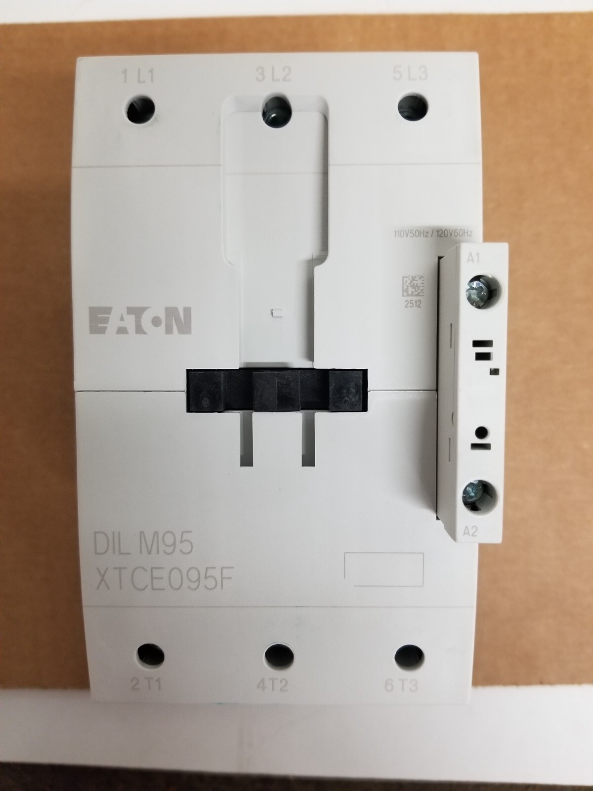 Eaton XTCE095F00A Contactor DILM95 3 pole FVNR 95A Frame F 110/120 50 ...