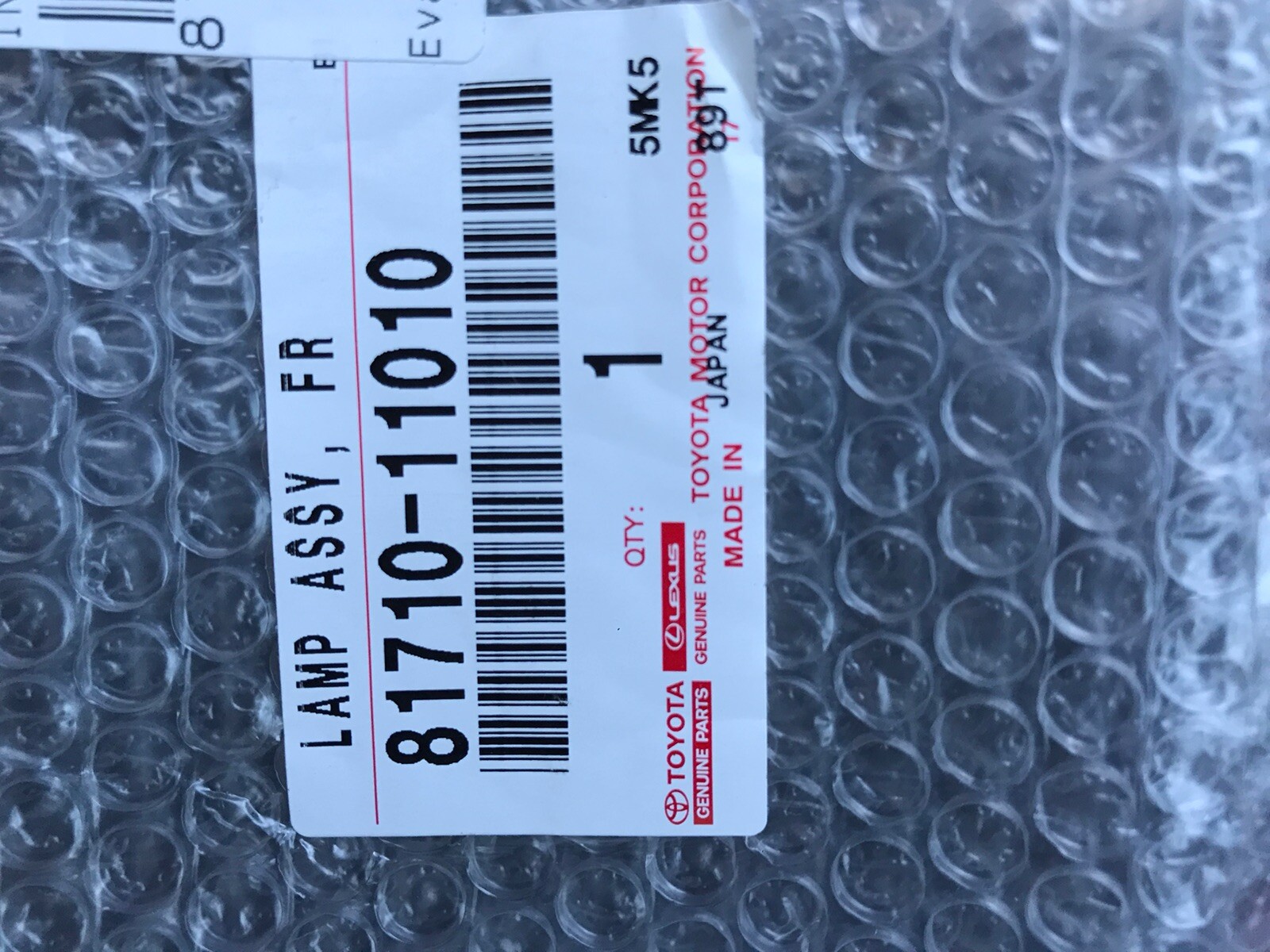 Lexus LC side marker lamps 81710-11010 and 81720-11010 | eBay