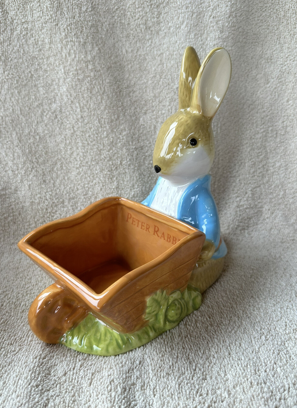 Beatrix Potter Ceramic Peter Rabbit Wheelbarrow Candy Dish Table Decor ...