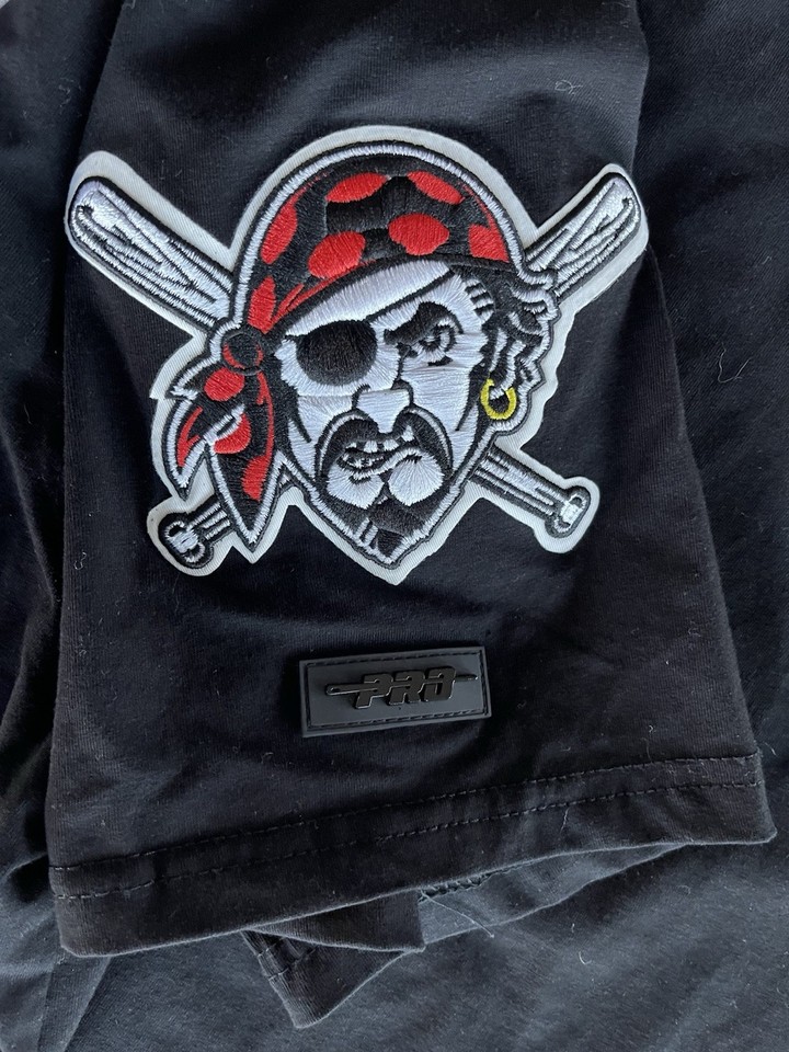 MLB Pittsburgh Pirates Embroidered Patches T-Shirt Pro Standard Black ...