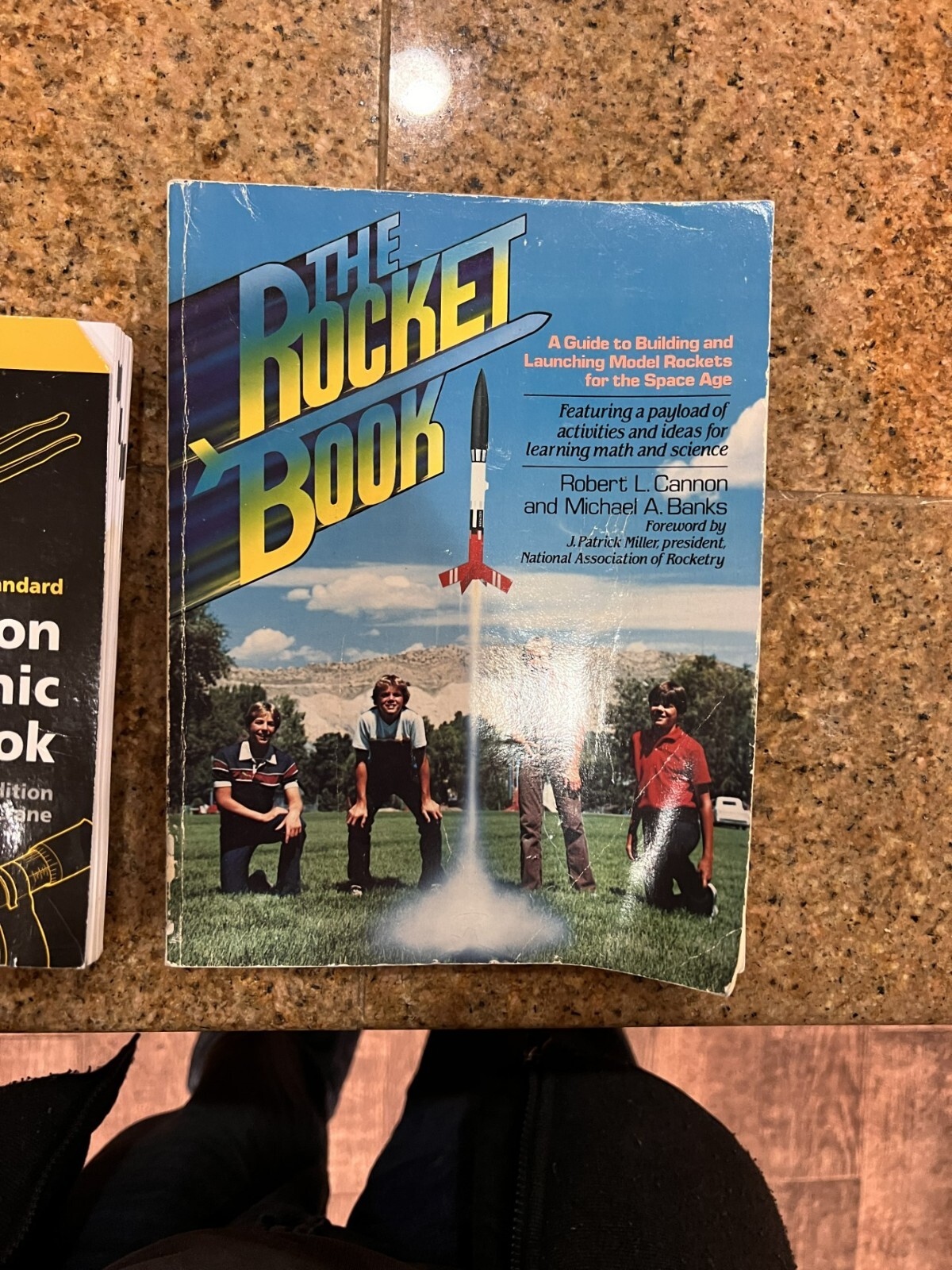 the rocket book model building guide robert cannon michael banks | eBay