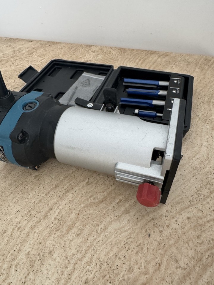 Erbauer EPR710 Electric Palm Router 710W 1/4" 220-240V | eBay UK