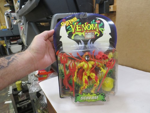 ToyBiz Marvel Spider-Man Venom Planet of the Symbiotes Scream Action ...