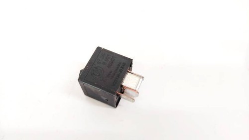 61366901469 Relais 6136-6901469 v23136-j6-x48 for BMW 5-Series 201 ...