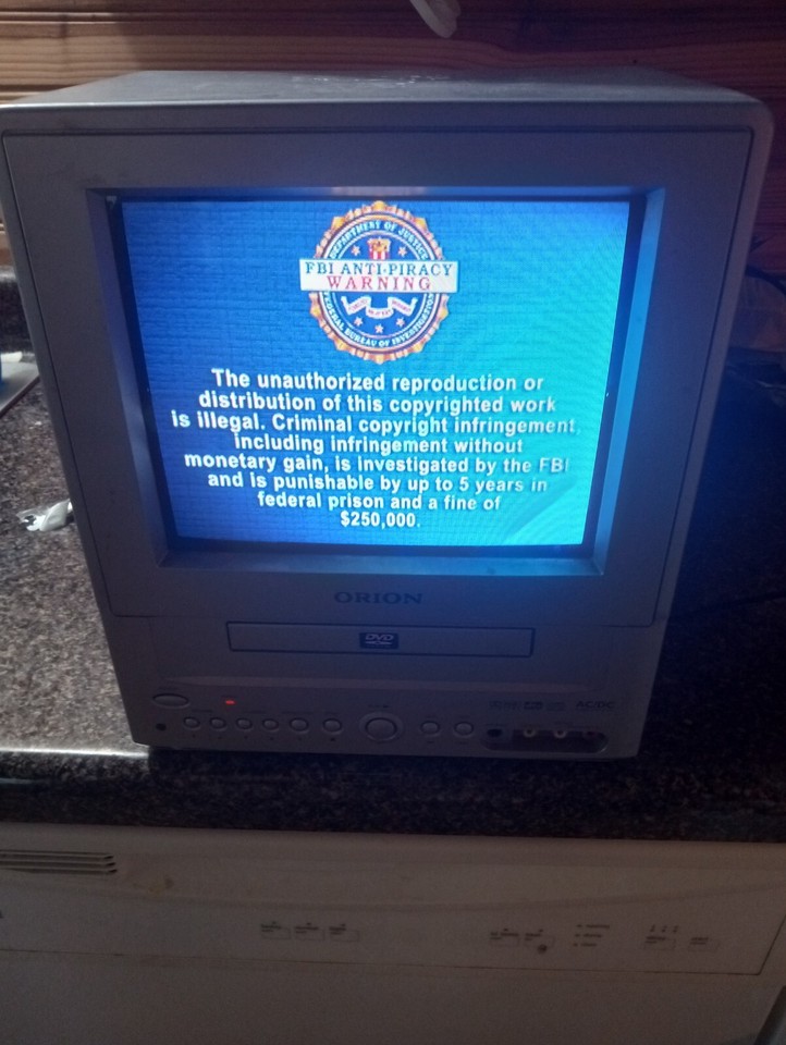 Orion 9" CRT TV/DVD Player Combo Vintage Gaming TESTED Connection RCA ...