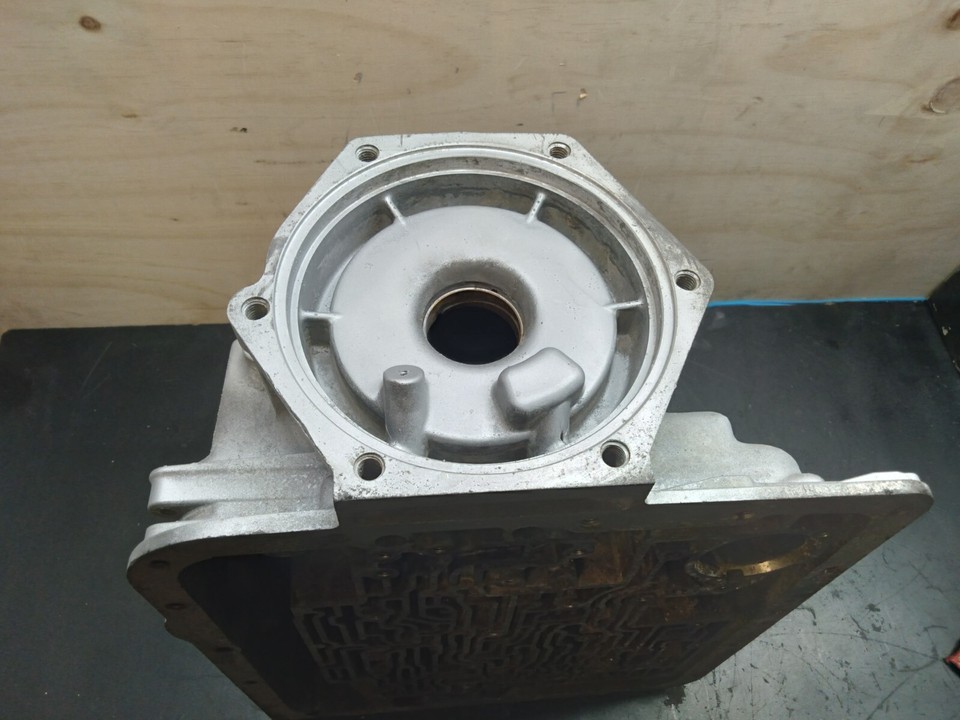 1996-2004 GM 4L60E AUTO TRANSMISSION BARE CASE 24207965 OEM EMPTY CASE ...