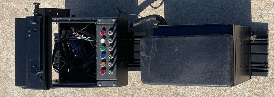 CROWN VICTORIA POLICE INTERCEPTOR HAVIS CENTER CONSOLE, EMS CONSOLE | eBay