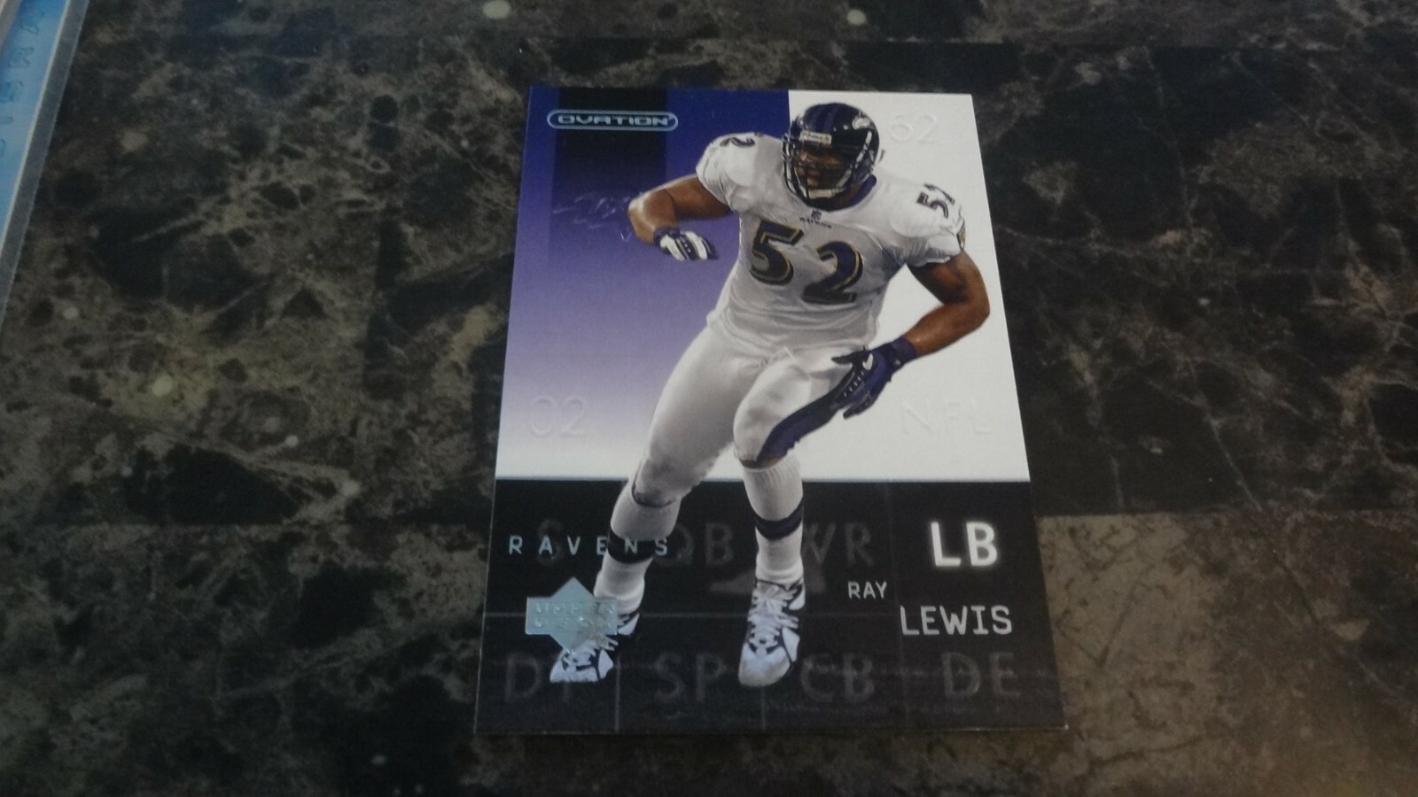 2002 UPPER DECK OVATION #7 RAY LEWIS FOOTBALL CARD | eBay