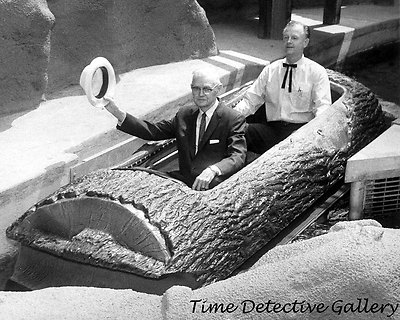 Walter Knott on Log Ride, Knott's Berry Farm, Calif. -1969- Vintage ...