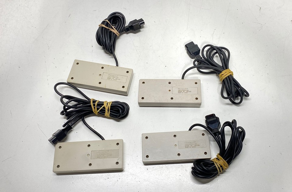 Nintendo NES Console (NES-001) w/ 4 Controllers FOR PARTS | eBay