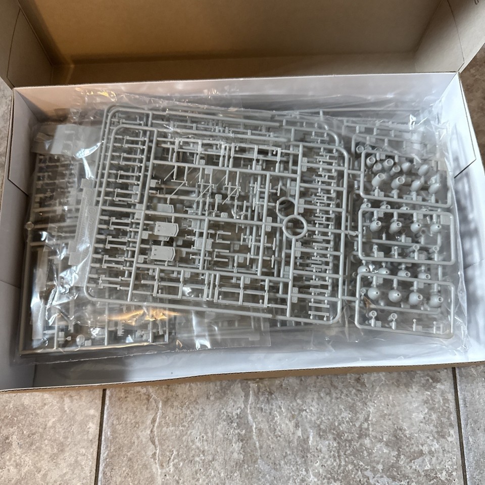 Dragon 6966 1/35 Sd.Kfz. 251/2 Ausf. C Rivetted Version mit Wurfrahmen ...
