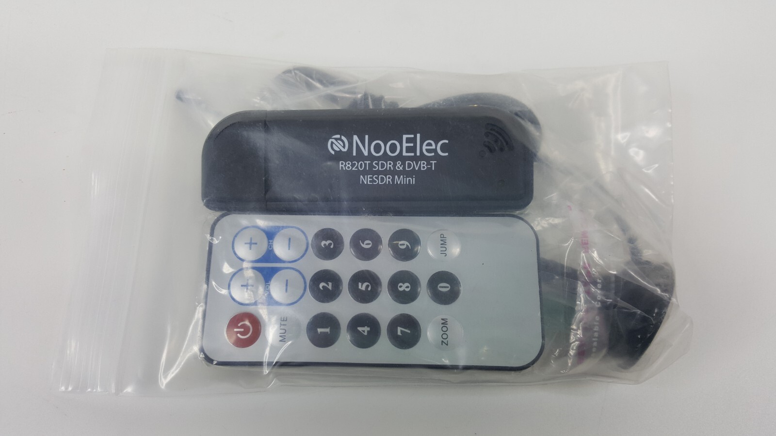 Nooelec NESDR Mini USB RTL-SDR & DVB-T Receiver, RTL2832U & R820T ...