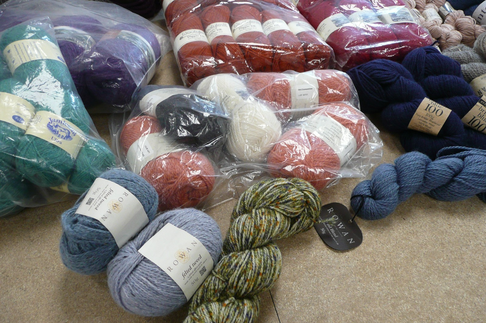 A Huge 5.2kg Job Lot of Wool/Yarn, Assorted Brands, Weights and Colours ...