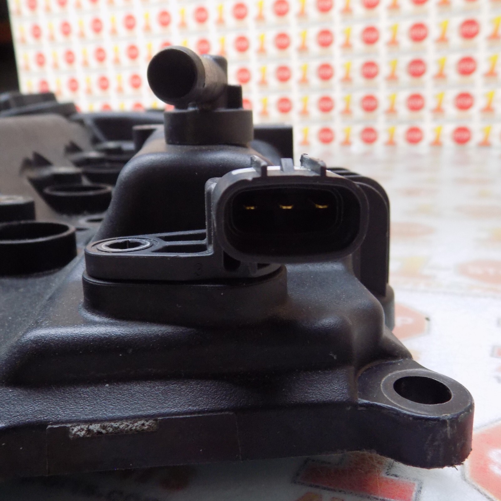 2016-2020 HYUNDAI ELANTRA 2.0L VALVE COVER 22410-2E700 OEM | eBay