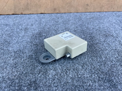 BMW E90 E92 E93 M3 2006-2010 OEM ANTENNA RADIO AMP AMPLIFIER MODULE ...