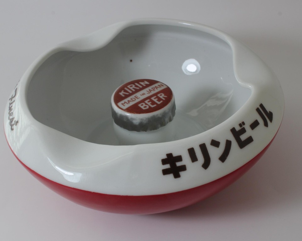 Vintage Kirin Beer Ceramic Ashtray Sakura Japan Red White Bottle Cap ...