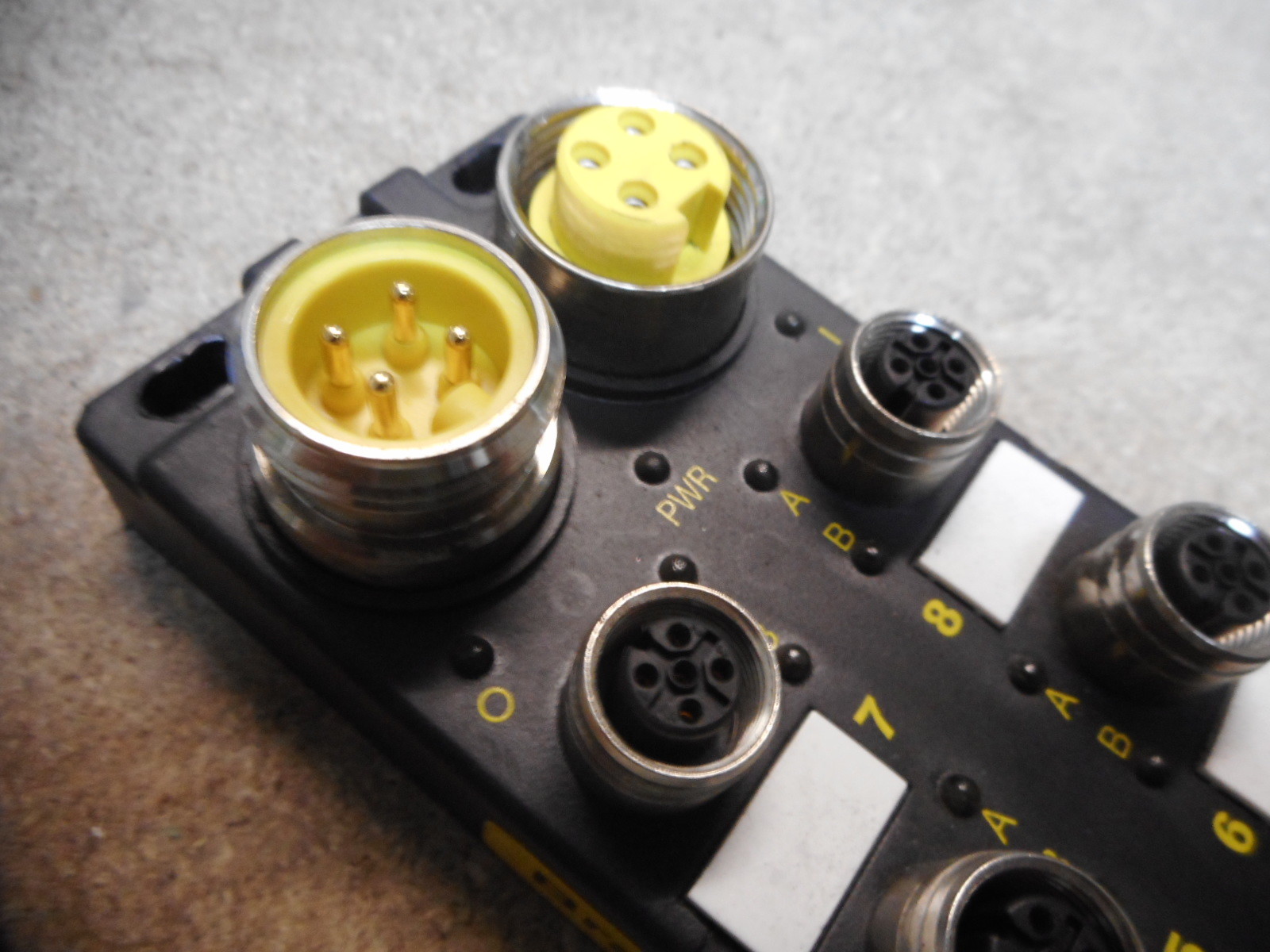 MOLEX BradControl -- MODBUS TCP 8 Port -- 16 Channel I/O MODULE TCDEM ...