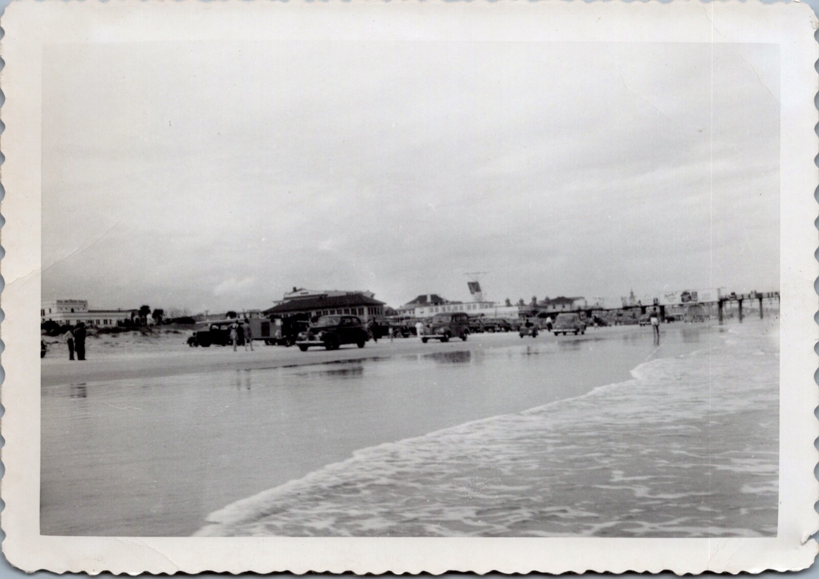 Daytona Beach Photo c1949 Pier , Cars On Beach Snap Shot Florida | eBay