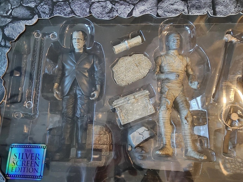 RARE Neca Universal Studios MONSTERS Action Figures The Silver Screen ...