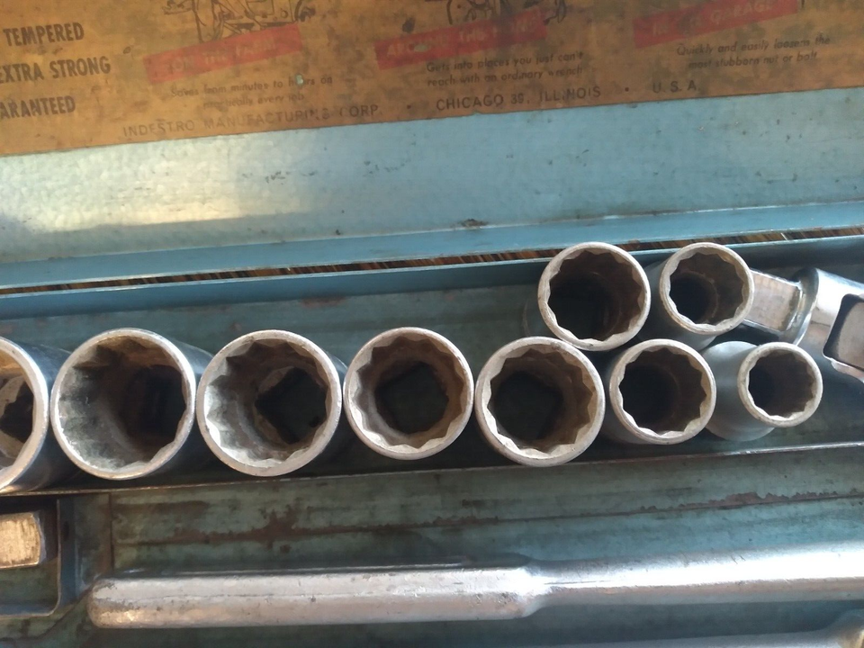 VINTAGE INDESTRO SELECT 15 PC 1/2" SOCKET SET 12PT W/ MATCHING METAL ...