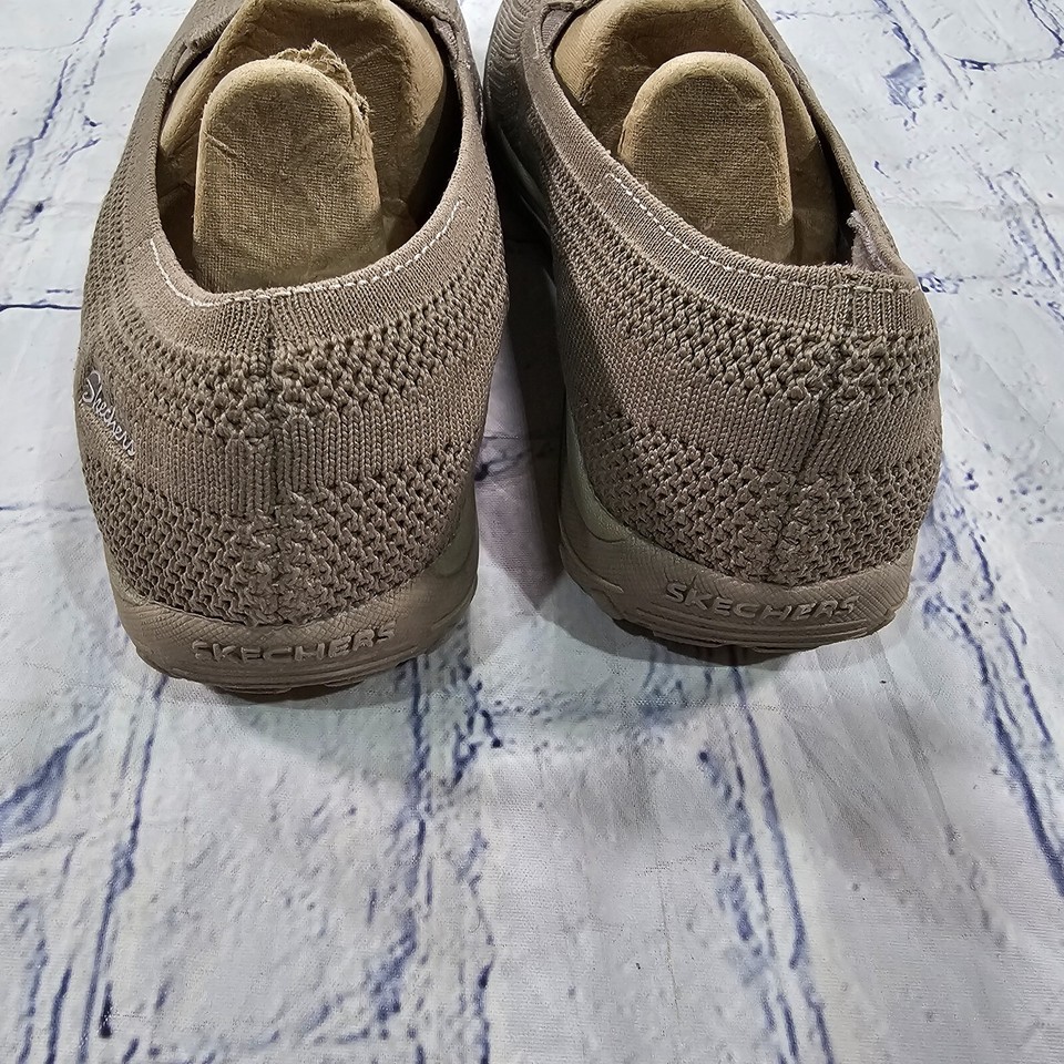 Skechers WOMENS SIZE 6.5 Reggae Fest Willows Beige Slip On Loafer Shoes ...