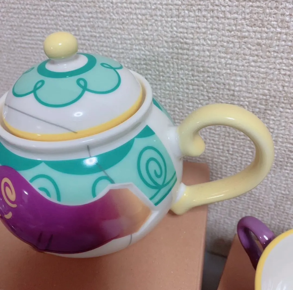 Pokemon Cafe Limited Tea Pot & Sinistea Tea Cup Set Polteageist Pocket ...