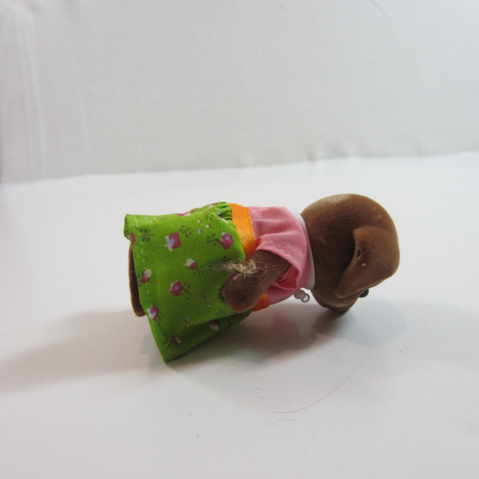 Sylvanian Families Chocolate Labrador Family Epoch Calico Critters | eBay