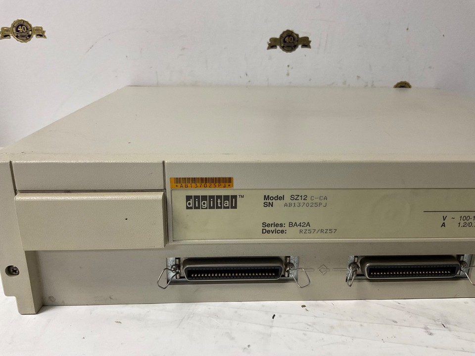 DEC Digital Equipment Corp Storage Expansion SZ12C-CA BA42A -2- RZ57 ...