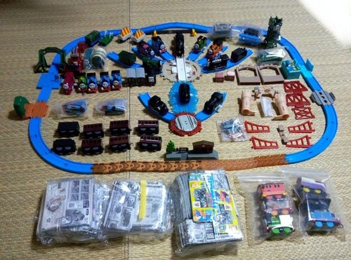 Thomas Capsule Plarail SL Train Set with Mini Book Layout Lot Takara ...