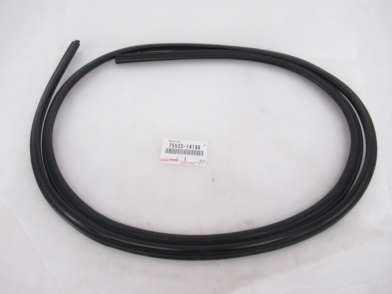 Genuine OEM Toyota 75533-14190 Passenger Windshield Reveal Molding 1993 ...