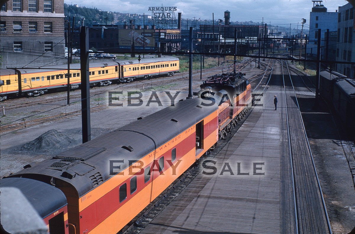 Milwaukee BiPolar E3 electric on pass trn @ Seattle 1953 - orig ...
