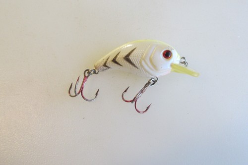 Lot #4200 Strike King Wally Marshall Signature Rattle Crankbait Fair ...