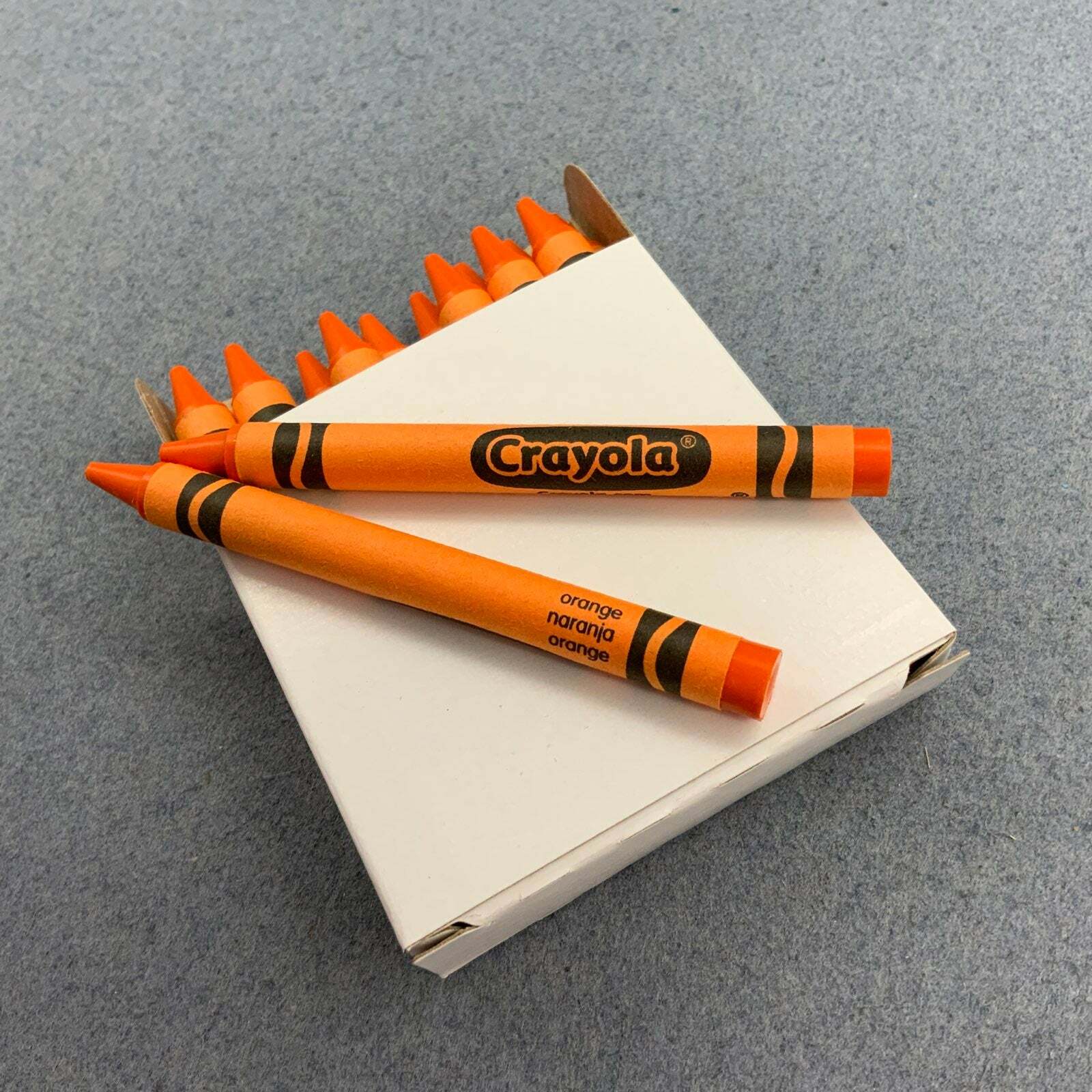 Crayola Crayons Lot of 16 Standard Size Orange Naranja | eBay