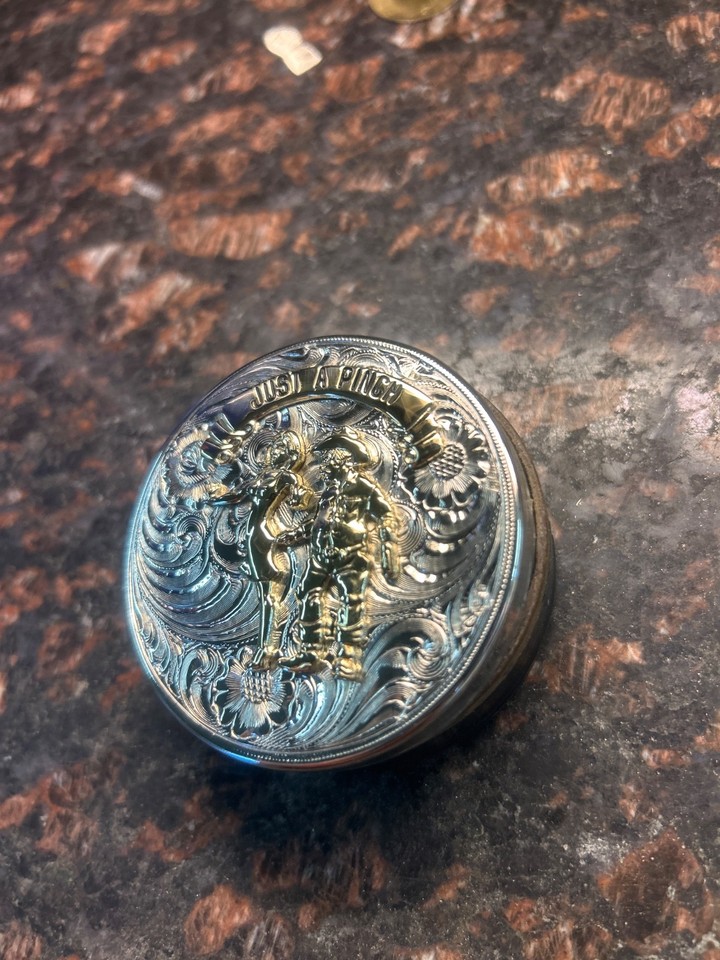 Just A Pinch snuff can lid cover Copenhagen Skoal dip chew tobacco Show ...