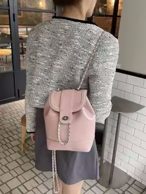 Women autumn winter chains backpack female student oil wax leather ...