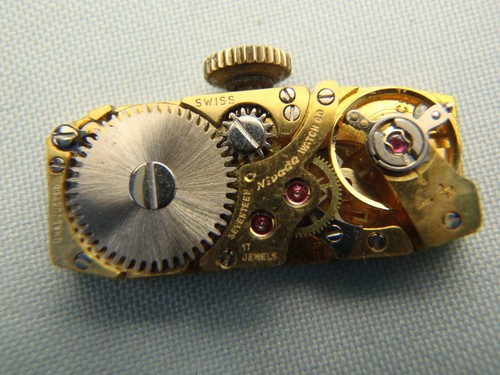 VINTAGE NIVADA WRIST WATCH MOVEMENT 17 Jewels 21.3 X 9MM RUNNING | eBay