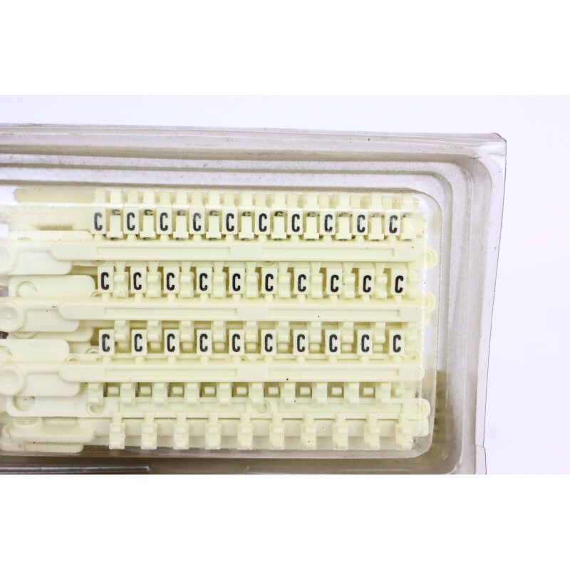 25Pcs Telemecanique 058524 AB1 GC Clip in marker lettre C Old stock ...