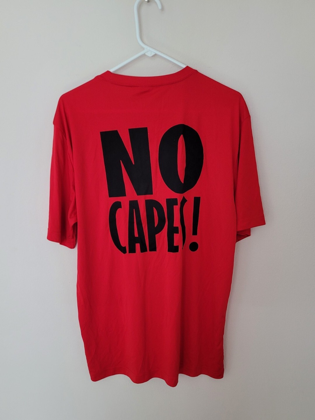 The Incredibles No Capes UltraViolet Logo Tee Red Siz… - Gem