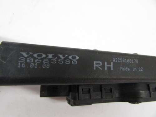 08 VOLVO S80 T6 RIGHT PASSENGER HEAD LIGHT SPRAY WASHER 30663580/08 09 ...
