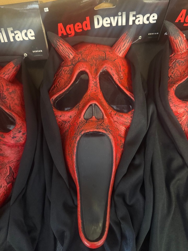 Ghostface Scream Aged Devil Face Mask Fun World In Stock Free Shipping ...